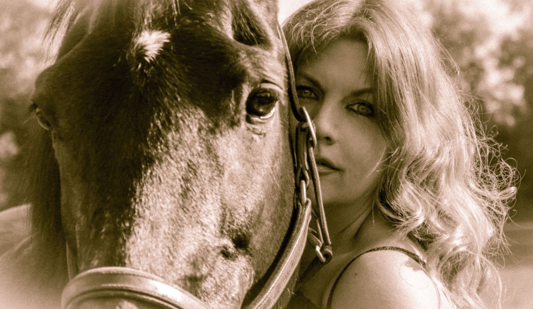 What do people think? | Helena Mace - Professional Singer / Songwriter